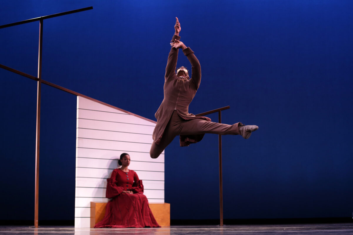 Lloyd Knight – Martha Graham Dance Company