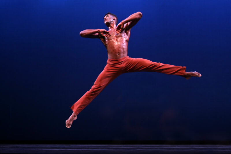 Lloyd Knight – Martha Graham Dance Company